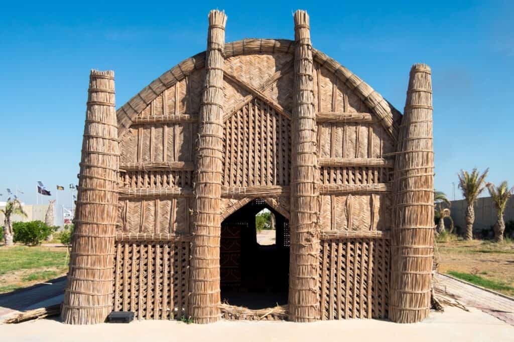 Maisons flottantes en Irak : un paradis presque perdu