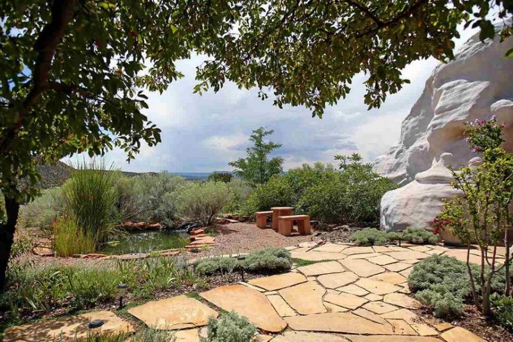 Une étonnante maison "rocher" à vendre au Nouveau-Mexique