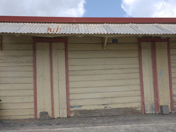 Case créole guadeloupéenne : maison traditionnelle