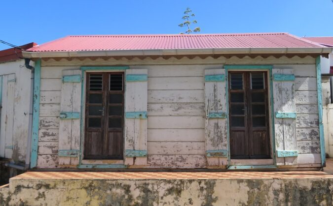 Case créole guadeloupéenne : maison traditionnelle